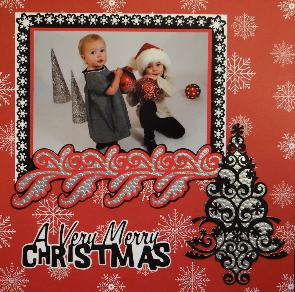 Christmas Scrapbook 2 - Me and My Cricut